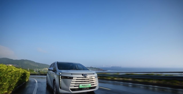 传祺E8+上市23.28万起，家用车能否进入MPV时代？_腾讯新闻