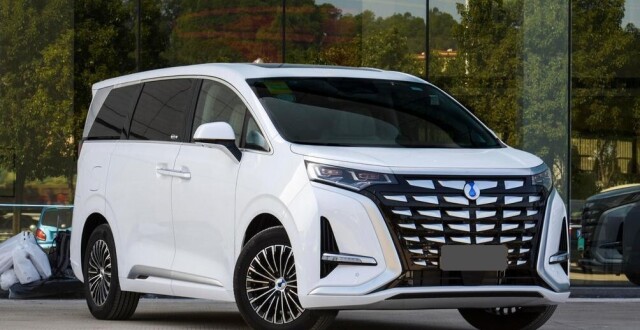 中大型MPV市场的两大“劲旅之争”，传祺E9与腾势D9 DM-i，谁更好_腾讯新闻