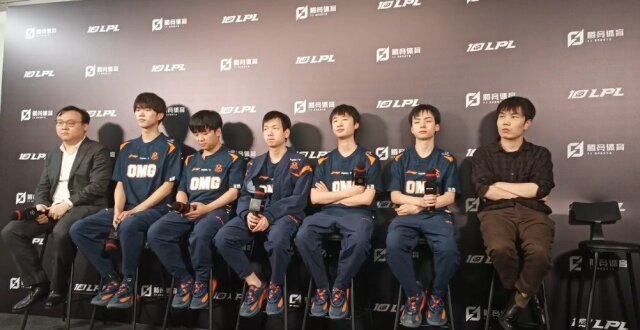 OMG赛后群访 Able：今天和Uzi选手交手感受挺好的_腾讯新闻