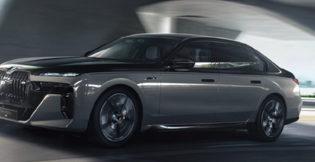 插混领域巅峰对决！宝马M760Le xDrive来了_腾讯新闻