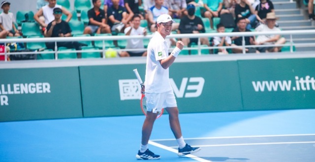 2024“国缘V3杯”济南国际网球公开赛决出两项冠军：吴易昺斩获男单桂冠，清水悠太/郑允成双打折桂_腾讯新闻