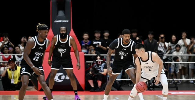 CBA动态｜方硕被球迷吐槽 吉林租借浓眉哥 NBL公布MVP_腾讯新闻