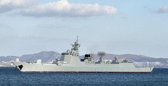 052D一举突破30艘，造船厂里还有更多，中美差距正在急剧缩小_腾讯新闻