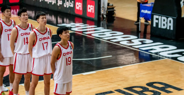 46分大胜晋级四强！全队开花四人上双，中国U18男篮双重收获_腾讯新闻