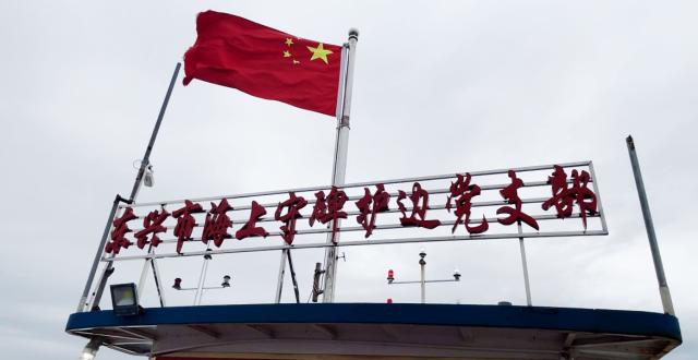 万里边疆国旗红｜他们深情讲述南北两地守边故事_腾讯新闻