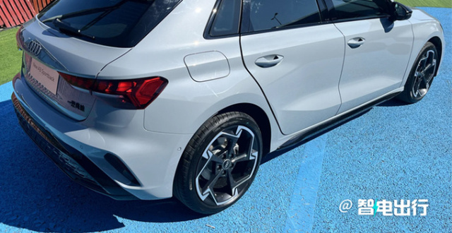 奥迪新A3全面降价！尺寸更大+升级1.5T，够诚意吗？_腾讯新闻