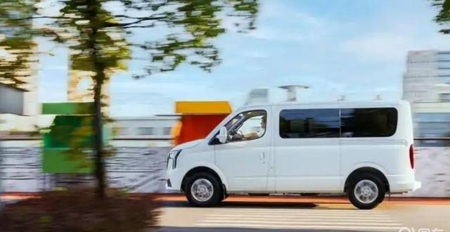 上汽大通MAXUS 新途 V80新车型将于2月28日上市 搭载2.0T+9AT_腾讯新闻