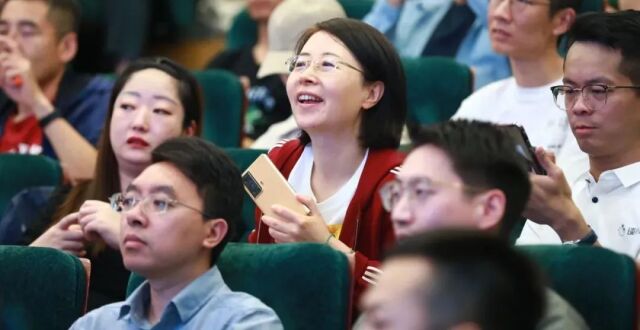 凌文院士：以跨界创新的探索实践阐述新质生产力_腾讯新闻