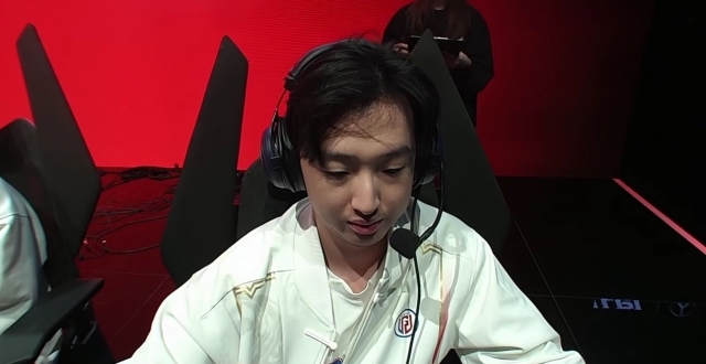 LGD突然爆发，LPL大少爷横空出世，新选手自带BUFF，节目效果拉满_腾讯新闻