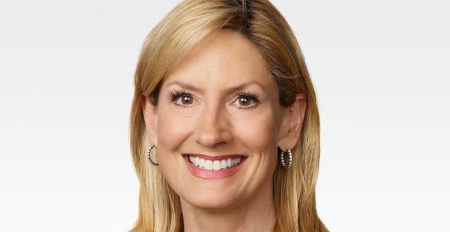 前苹果首席人事官 Carol Surface 将加盟惠普，仍任旧职_腾讯新闻