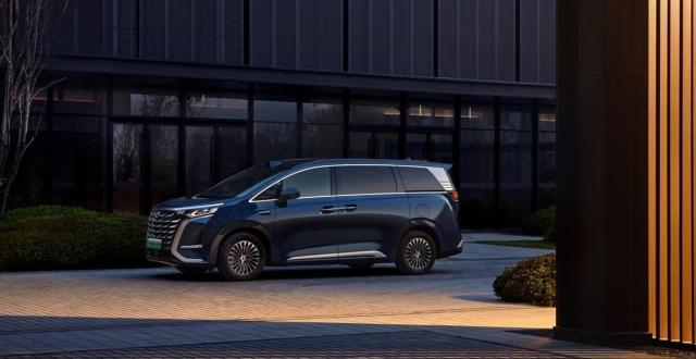 33.98万起，2025款腾势D9正式上市，全能MPV标杆全系有智驾_腾讯新闻