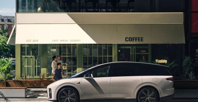 定位为中大型6座纯电SUV，理想i8将于7月29日发布_腾讯新闻