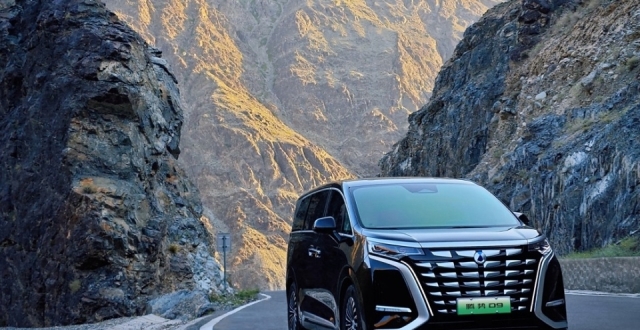 不用加钱也不用等，4款国产豪华MPV强势出手，性价比拉满_腾讯新闻