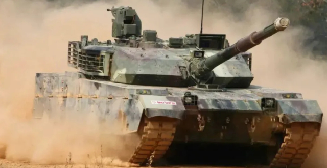 与印军达成均势，巴铁采购680辆中国VT坦克，这要进入全面中械化_腾讯新闻