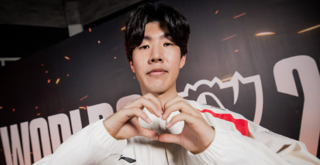 369洗白！Theshy面对Zeus战绩1-16，沦为突破口_腾讯新闻