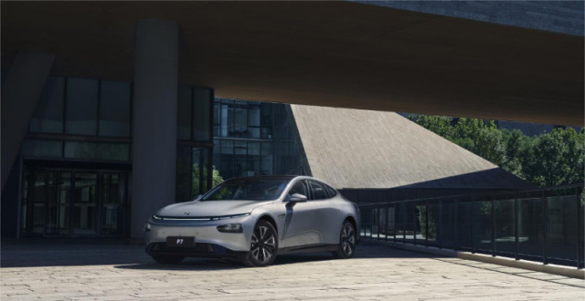 小鹏P7正式推送OTA 2.12.0升级 升级功能多达30余项_腾讯新闻