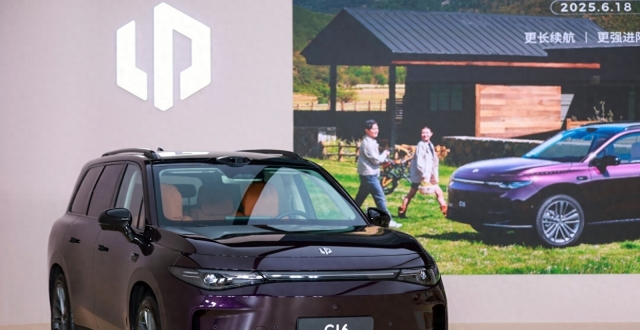 理想L6平替！2026款零跑C16售价15.16万起，有5座/6座可选_腾讯新闻