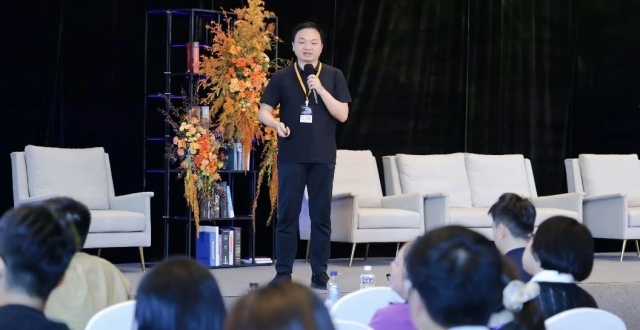 DeepWisdom（MetaGPT）CEO吴承霖：告别传统编程，多智能体如何全新定义代码生成_腾讯新闻