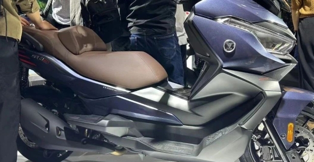 售价40766起，无极发布踏板车型SR4Max的高功率版_腾讯新闻