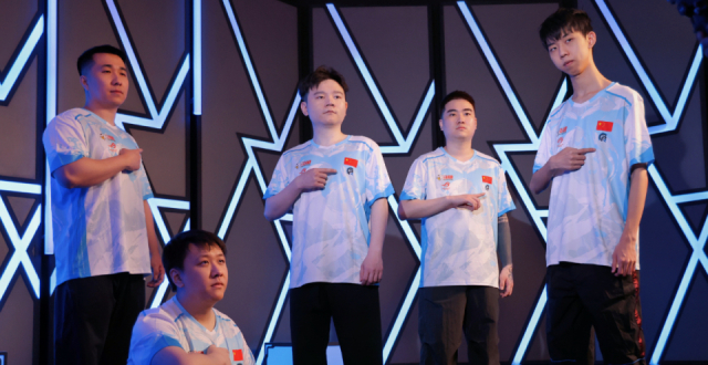 4AM和天禄成功扭转局面，PGS2决赛名单出炉，17下班局17杀吃鸡_腾讯新闻