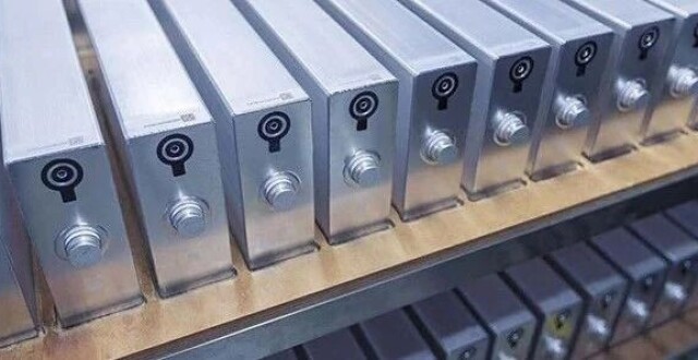 2月电池装车量：宁德时代15.4GWh、比亚迪8.2GWh、国轩高科1.8GWh_腾讯新闻