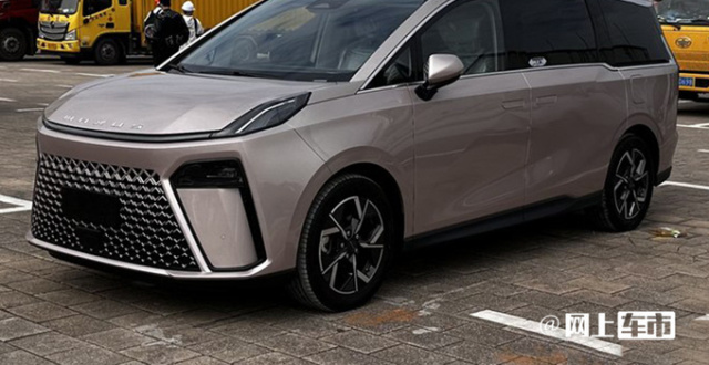 新MPV全系2.0T+9AT，只卖不到15万，比传祺E8便宜多了_腾讯新闻