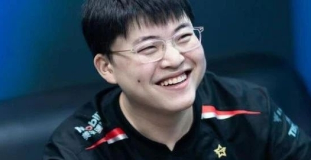 全球战队实力排行：伦敦双雄包揽前二 WBG第11EDG第20； Uzi 16个击杀追平夏季赛单场最高击杀记录。_腾讯新闻