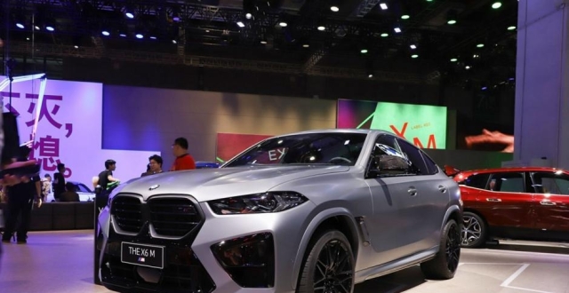 百万级绕不开的选择——宝马X6 M，4.0T+48V轻混，颜值高动力强_腾讯新闻