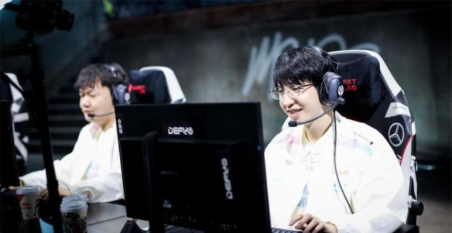 Doinb爆出msi训练赛消息，战队看不下去了，教练选手纷纷发声反驳_腾讯新闻