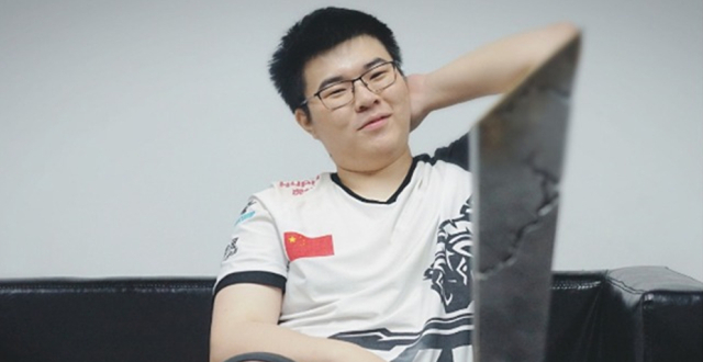 PGS2：17六场9分，Pero无效吃鸡！PCL五虎齐聚败者组，同室操戈_腾讯新闻