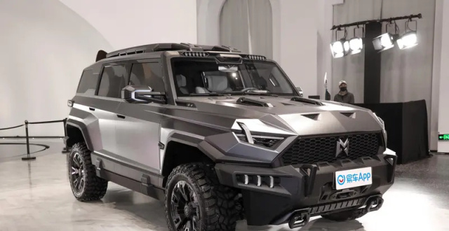 猛士917将于成都车展上市 硬派SUV/预售70万元起_腾讯新闻