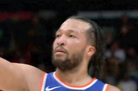 NBA常规赛：尼克斯104-93鹈鹕丨杀疯了！布伦森连中4记三分送飞吻庆祝_腾讯新闻