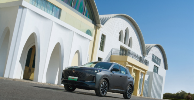 第三代CS55PLUS PHEV补贴后7.99万元起_腾讯新闻