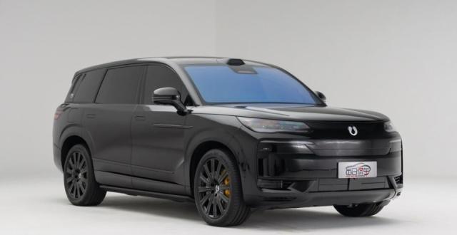 腾势N9预售价45—55万 动力超强 座舱与智驾有看点_腾讯新闻