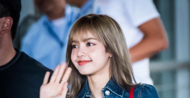 Lisa晒疯马秀内场照，直言早已迫不及待，韩圈沉默无一人互动_腾讯新闻