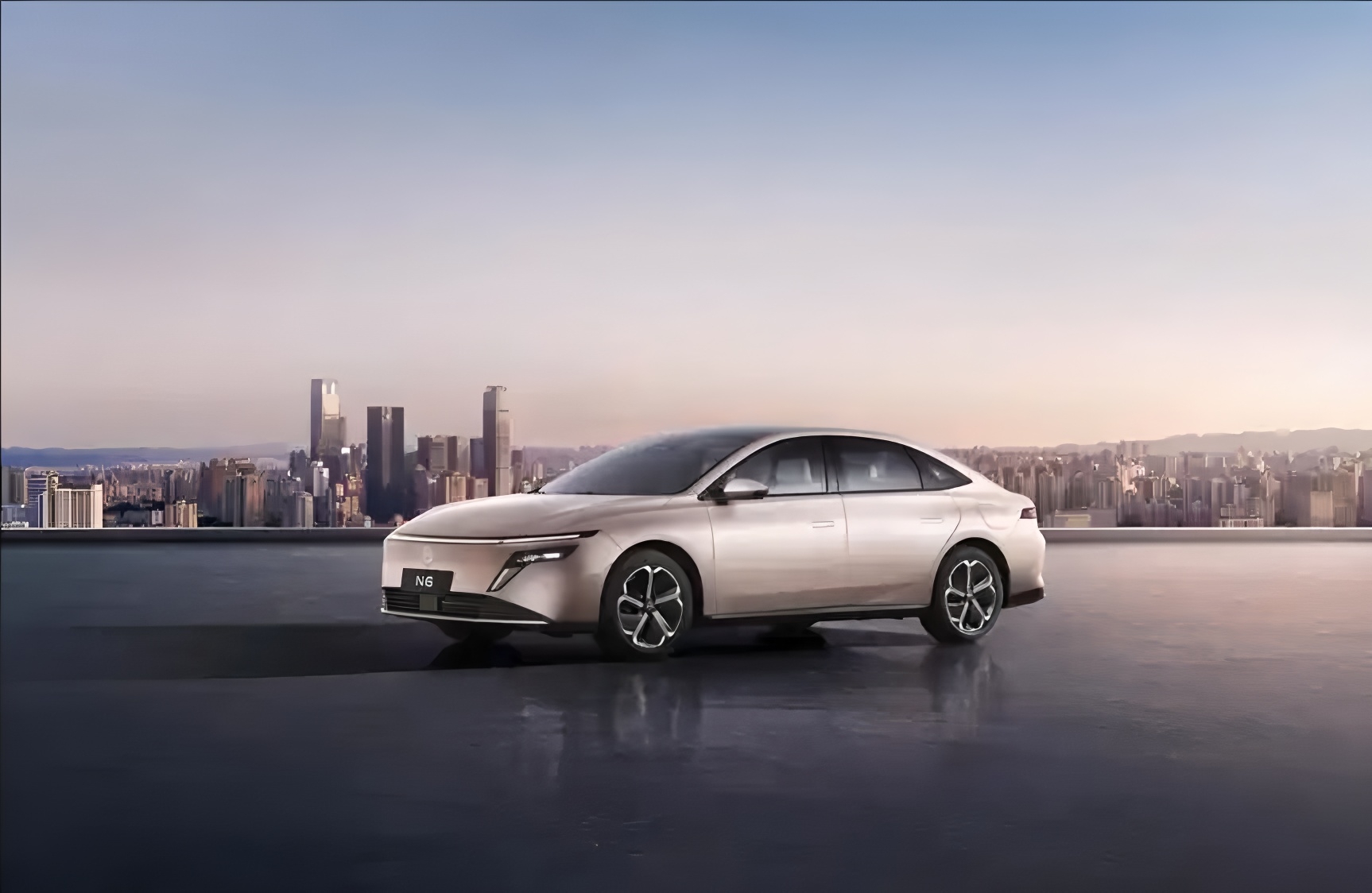 东风日产N6官图公布 纯电续航超150km 承包你的日常通勤！_腾讯新闻