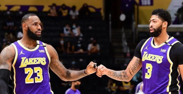 今日！CCTV5不转，2大平台直播NBA湖人VS爵士，詹姆斯+浓眉领衔出战_腾讯新闻