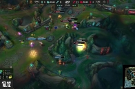 须知少年凌云志，Able小炮跳脸Uzi斩获三杀，OMG带走EDG结束比赛_腾讯新闻