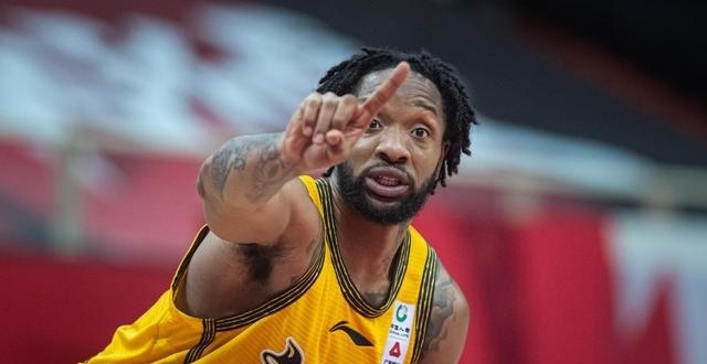 杨鸣有眼光！CBA MVP告别新东家，场均仅10分，辽篮给弗格找帮手_腾讯新闻