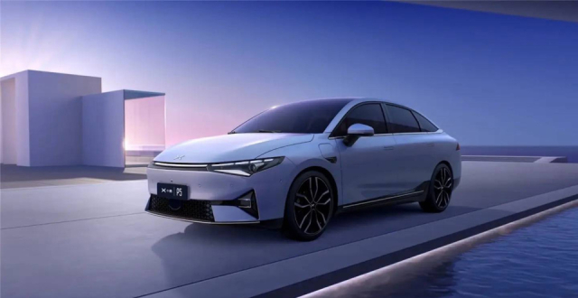 OTA成“谎言”，数百名小鹏P5车主联名声讨，提车两年CNGP仍是空_腾讯新闻