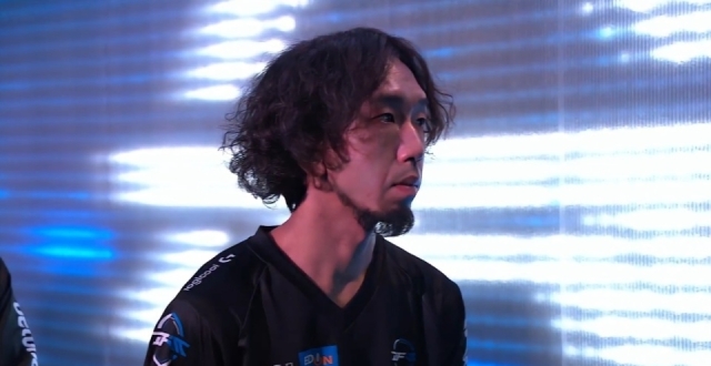 谁输谁回家！GAM迎战R7，32岁DFM高龄上单迎战盖伦王_腾讯新闻