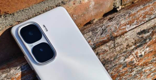 可以“闭眼买”的vivo“千元机”，骁龙8Gen3+120W，低至1503元_腾讯新闻