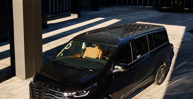 上汽发布全新MPV，酷似GL8！2.0T+8AT，7/9座可选，现款10万_腾讯新闻